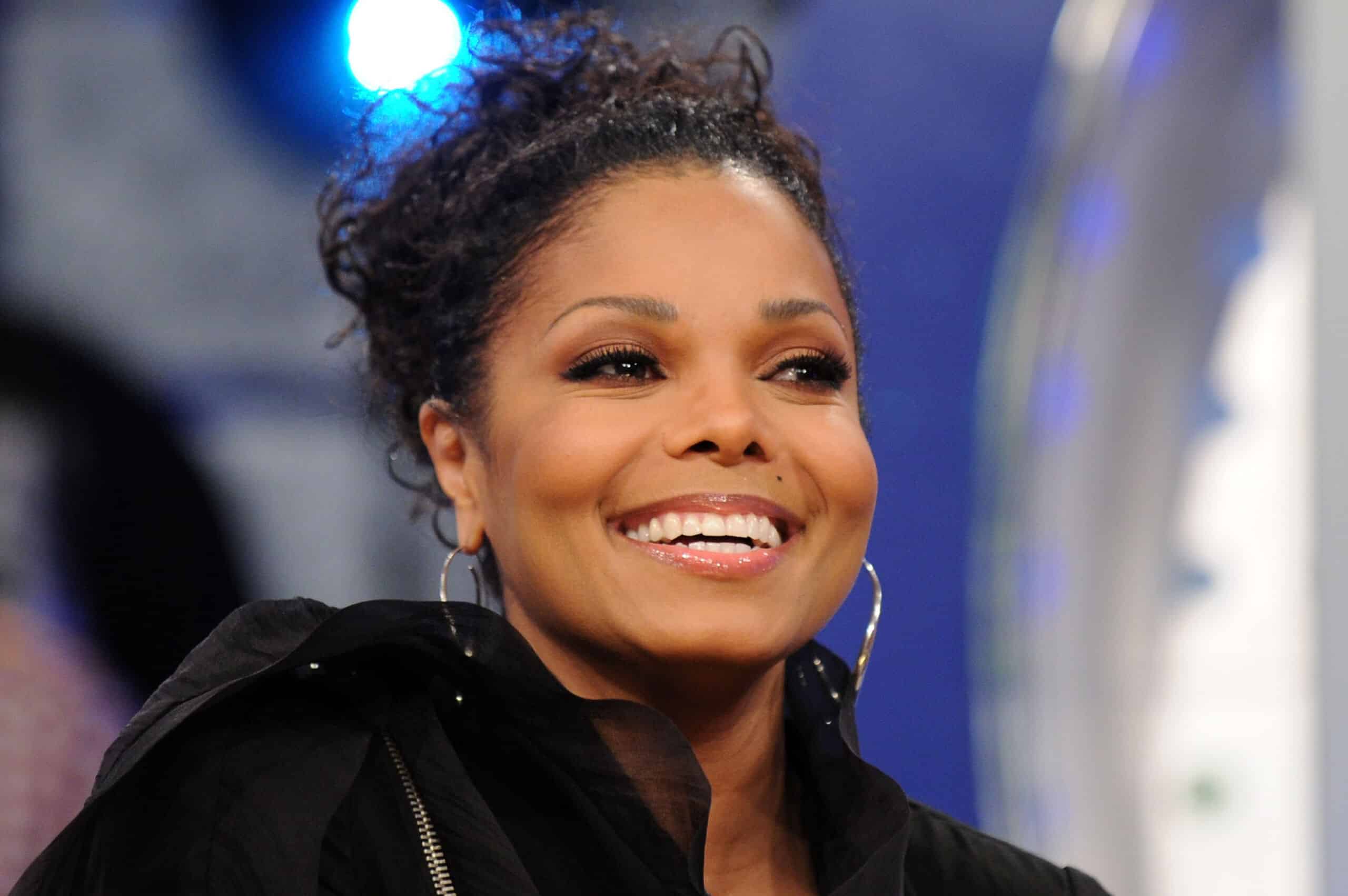 Janet Jackson Shares Tribute To Mother For 95th Birthday - WBLS