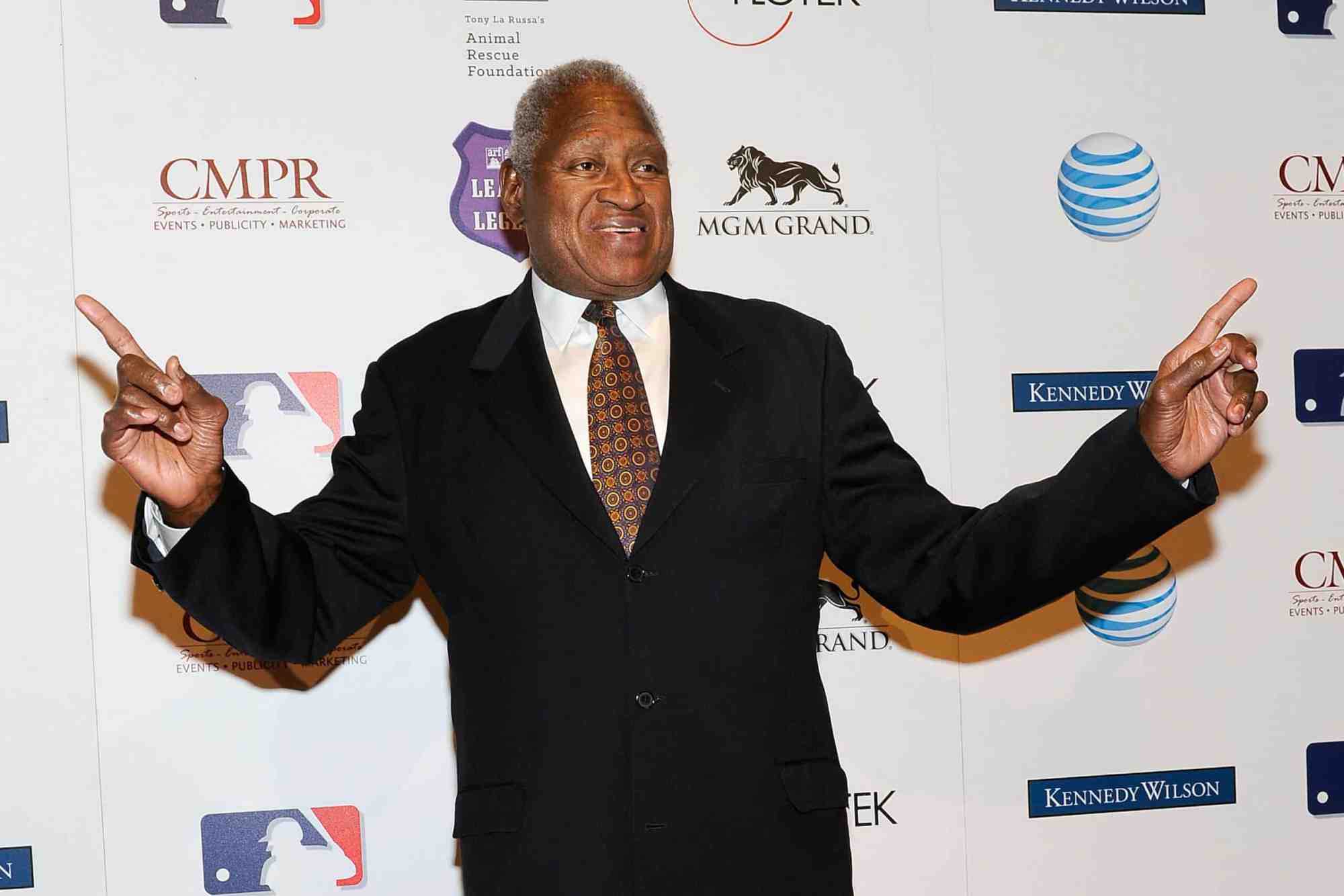 Knicks Hall Of Famer, Willis Reed, Dead at 80 - WBLS