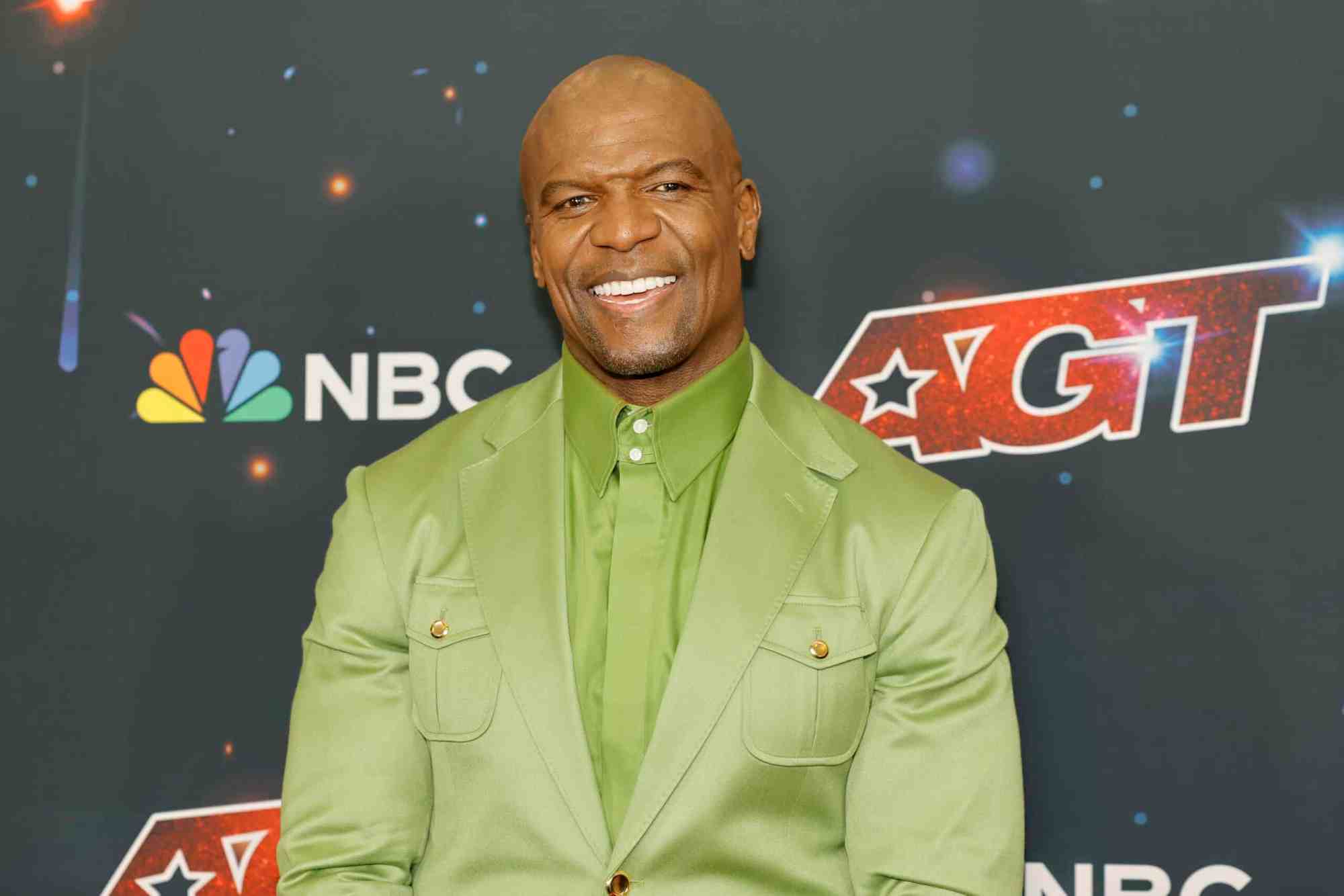 Terry Crews to Host New Food Network Show '100 Cooks' - WBLS