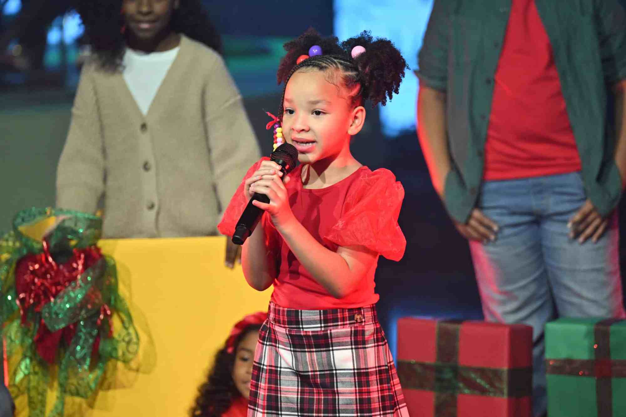 Heiress Harris Wows The Audience At The Essence Holiday Special - WBLS