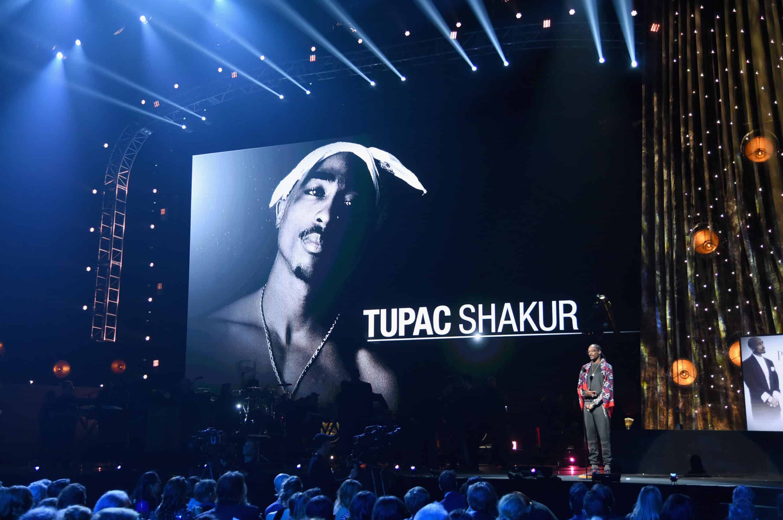 Oakland Street Named In Tupac's Honor: 'Tupac Shakur Way' - WBLS