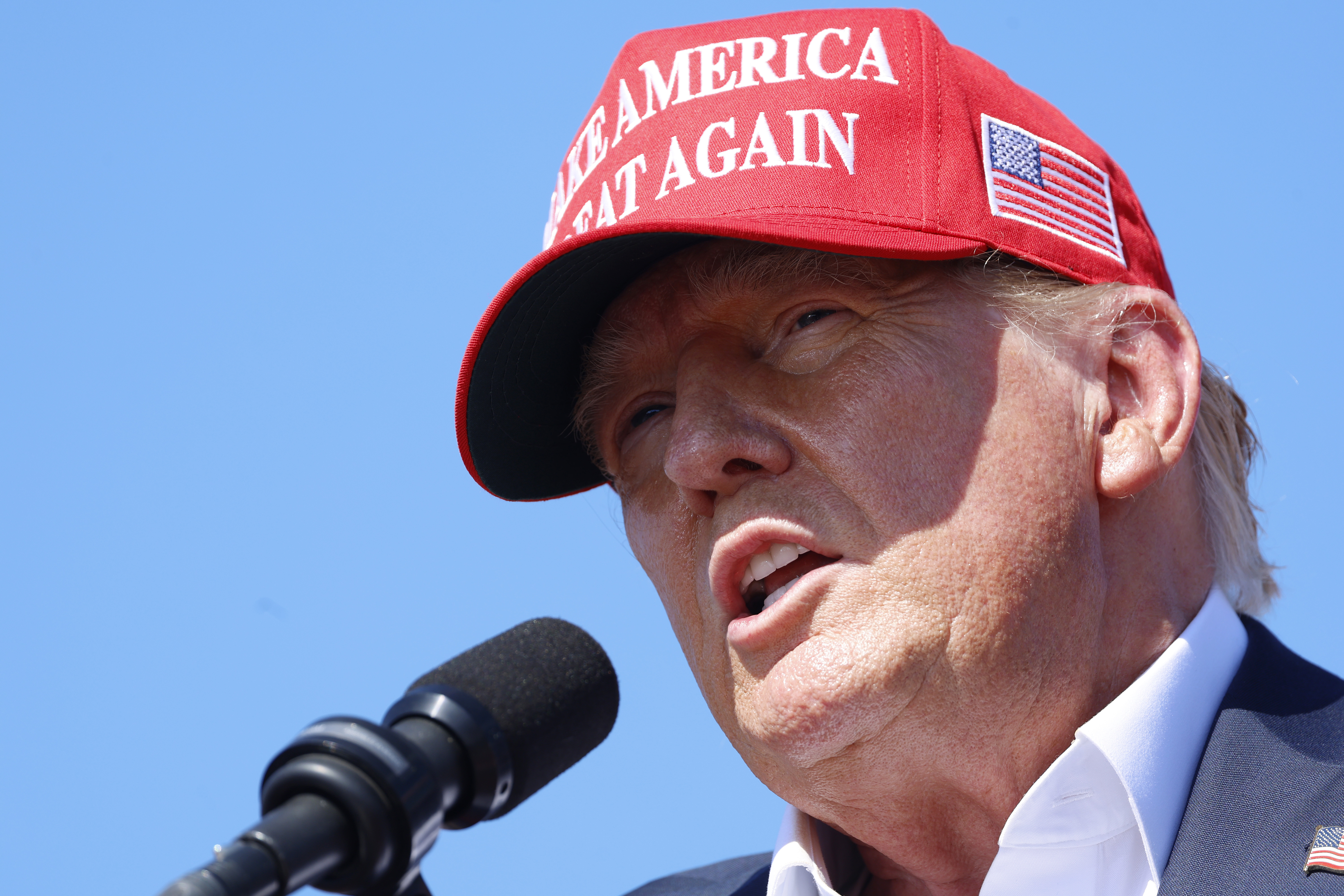Donald Trump Says “Beautiful Black Women” Are Begging Him To Come To ...