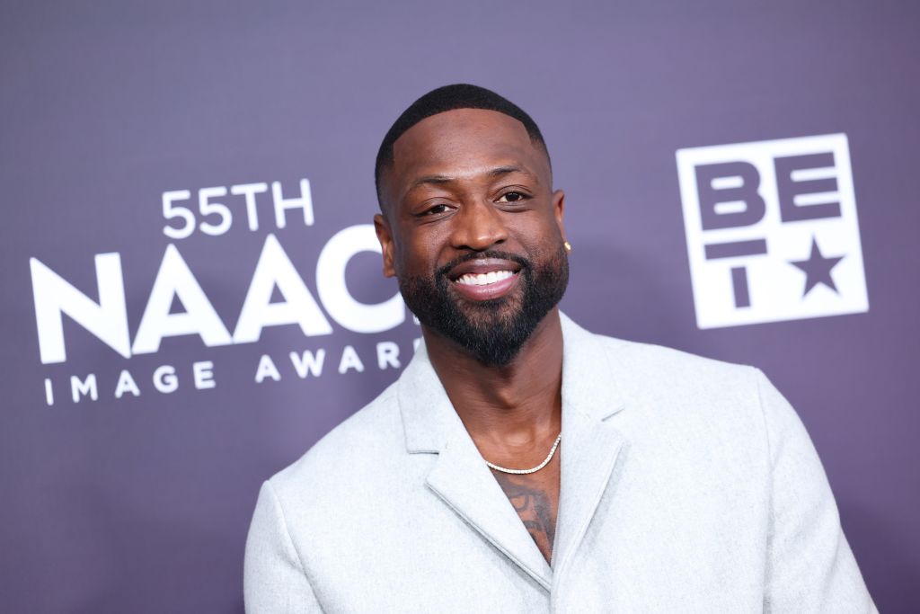 Dwyane Wade Statue Miami Heat Unveiled: 'Who's That Guy?' - WBLS Dwyane Wade Statue Miami Heat Unveiled: 'Who's That Guy?' - WBLS