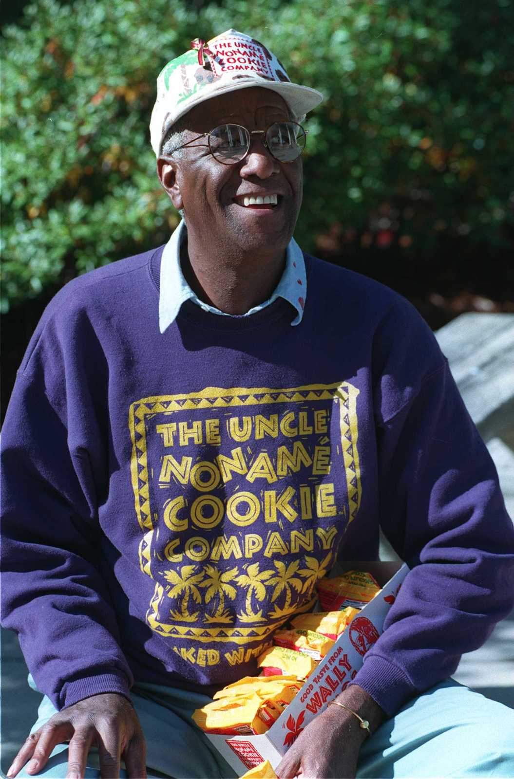 Wallace Amos Jr., Founder of Famous Amos Cookies, Dies At 88 - WBLS