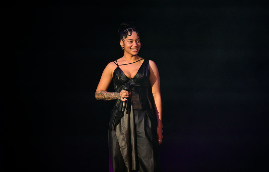 Ella Mai Shows Off Her Newborn Baby In Family Photo