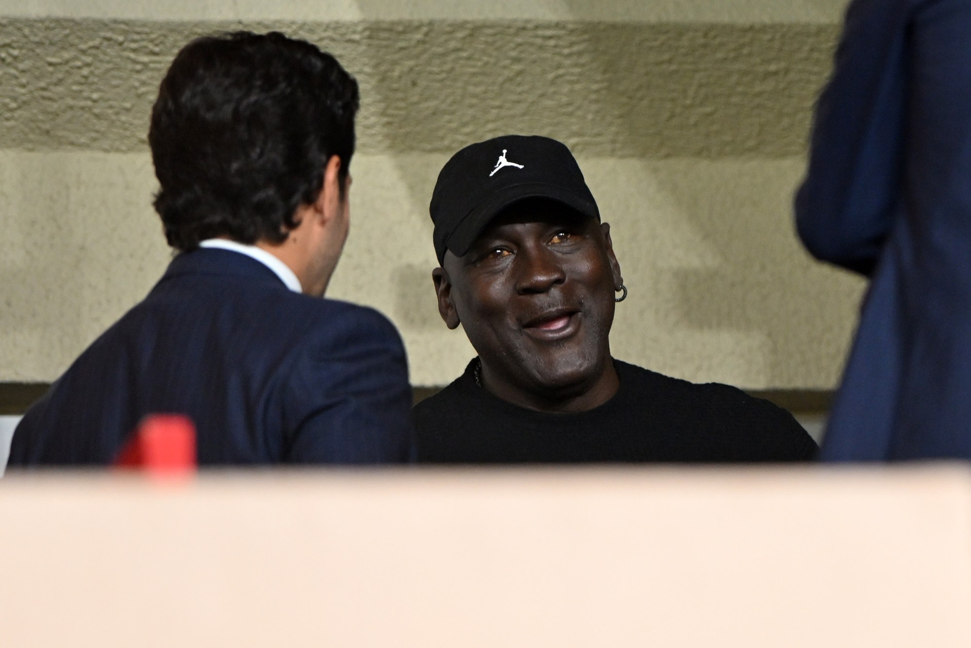 Michael Jordan's Recent Appearance Sparks Concern From Fans - WBLS