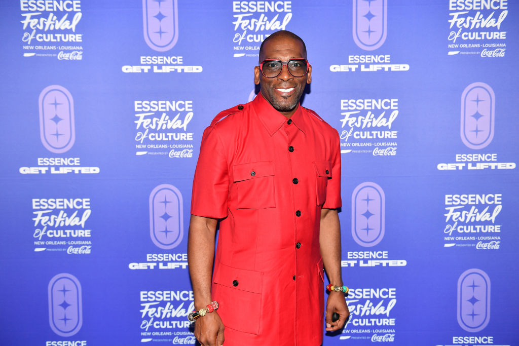 Pastor Jamal Bryant Responds to Ray J After Threatening Him - WBLS