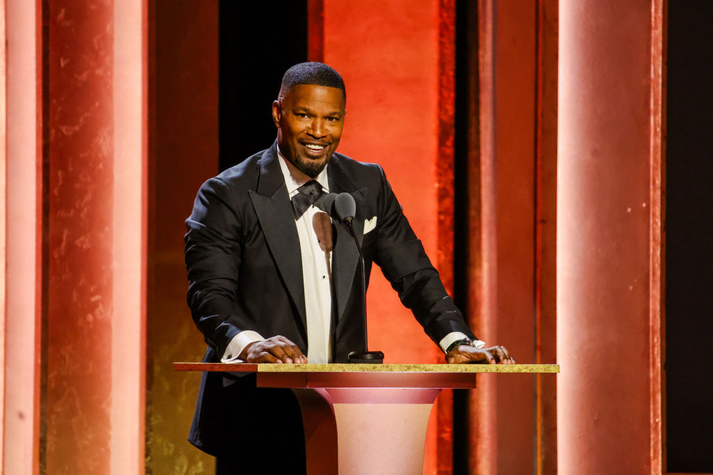 Jamie Foxx Honors Quincy Jones at 2024 Governors Awards - WBLS