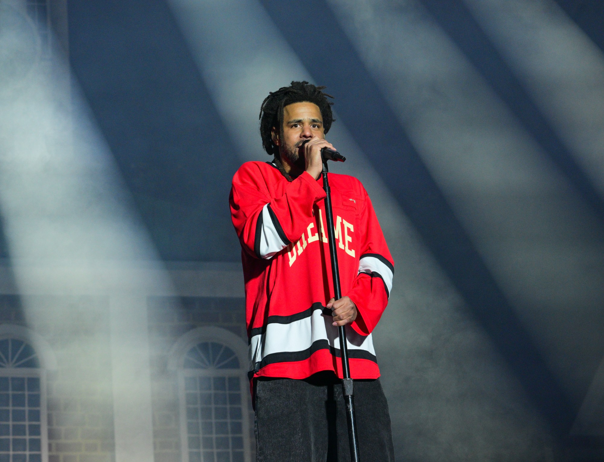 J. Cole Joins Chinese Basketball Team Ahead of Tour - WBLS