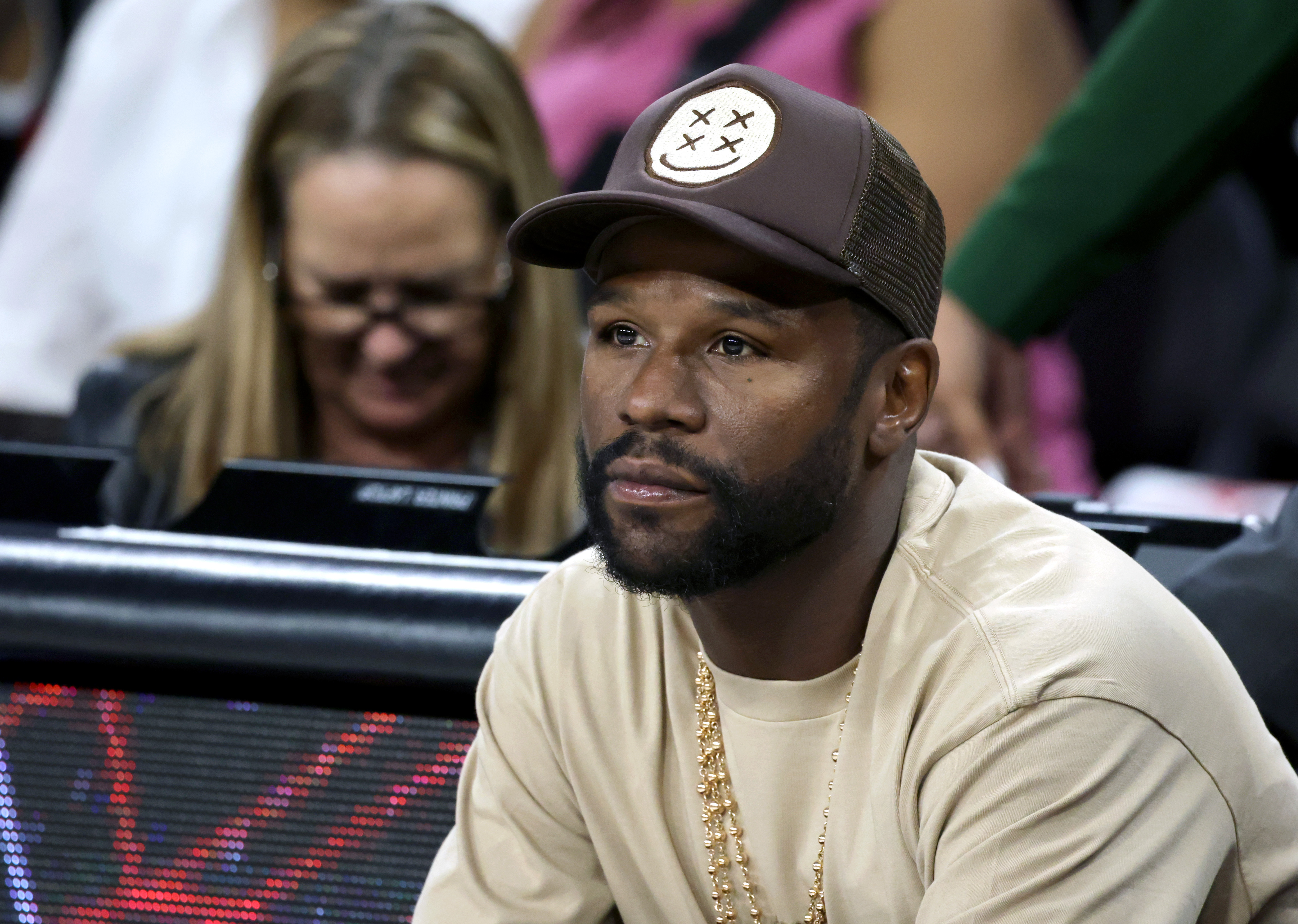 Floyd Mayweather Ordered to Pay $1M in Child Support After Court Says ...