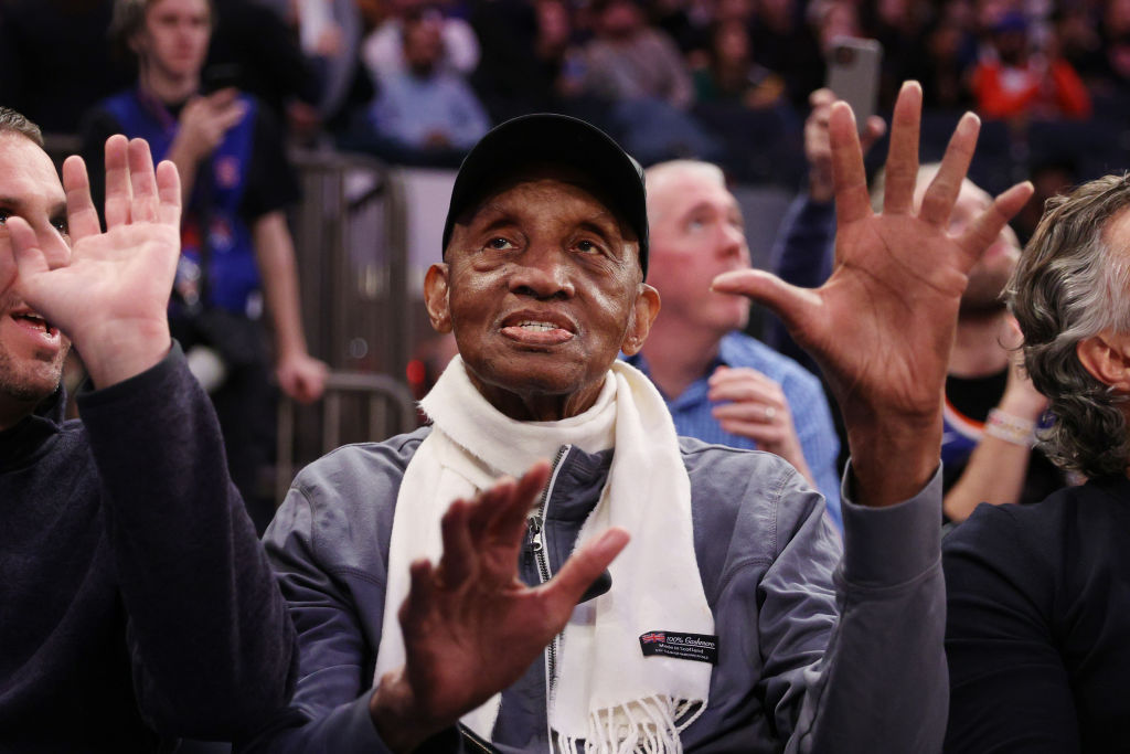 Dick Barnett, Knicks Legend, Dies at Age 88 - WBLS