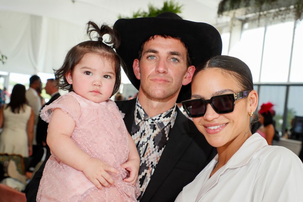 Cassie Gives Birth to Third Child - WBLS