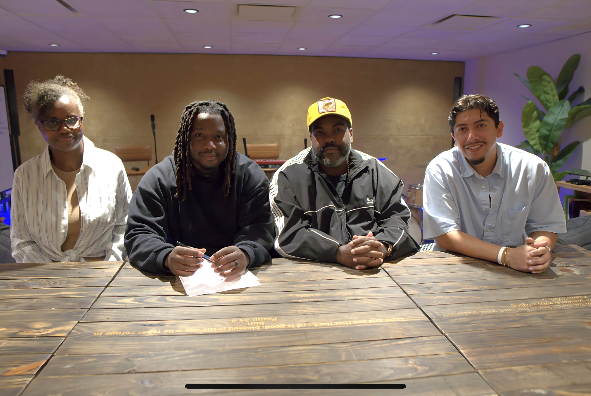 Rodney "Darkchild" Jerkins Signs Miami's Aklesso To Alienz Alive