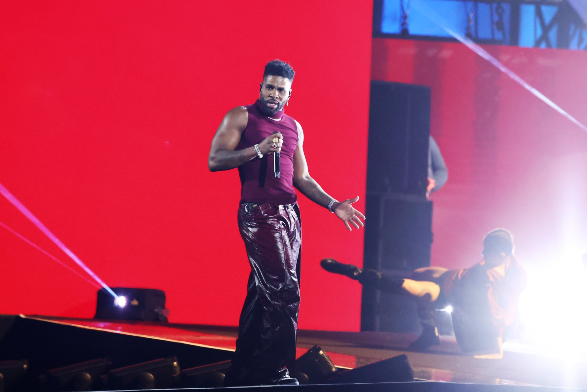 Jason Derulo Announces That He Never Wants To Be Alone With A Woman At ...