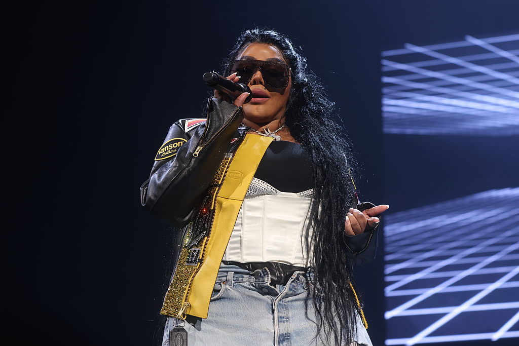 Lil Kim Shares Why She 'Can't Stand' Some Of Her Fans - WBLS